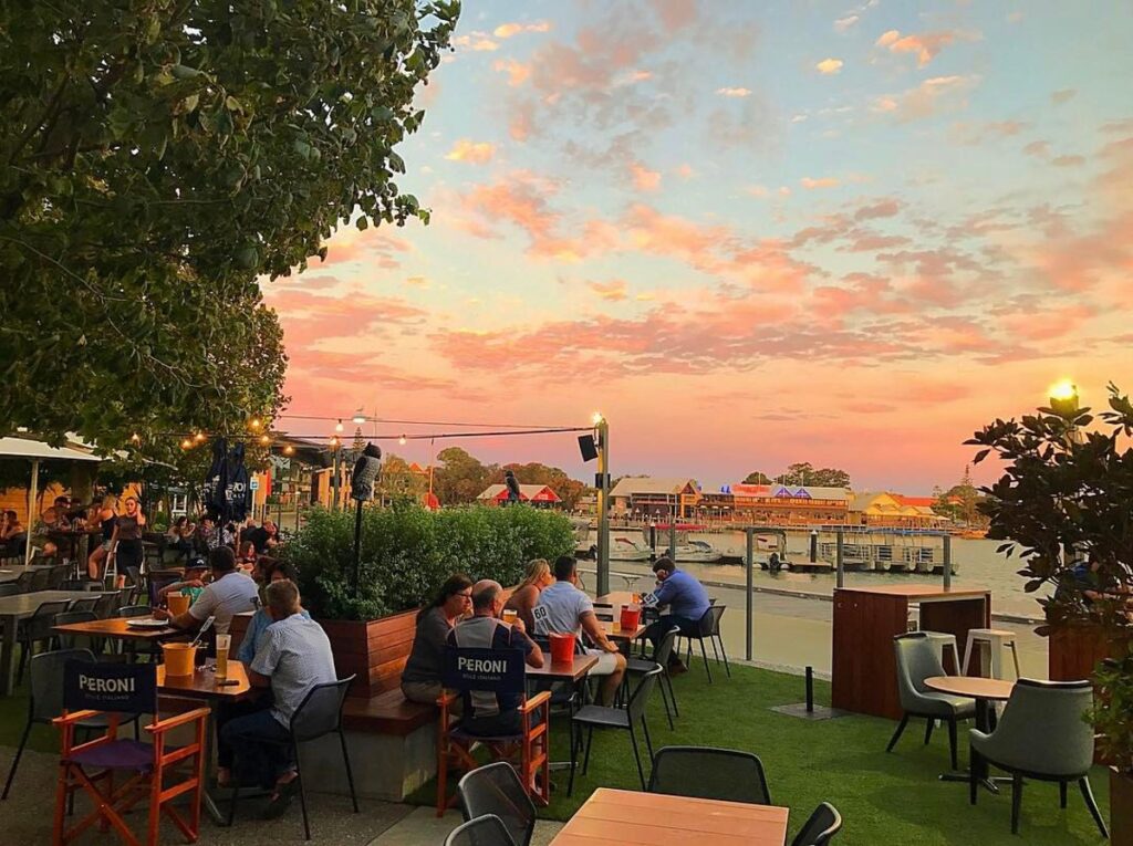 Peninsula Bar and Restaurant | Perth's Best Restaurant